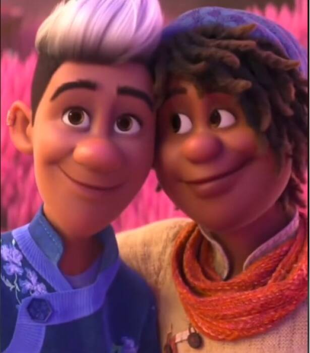Gara-gara 12 Menit Adegan LGBTQ di Animasi Strange World, Disney Merugi ...