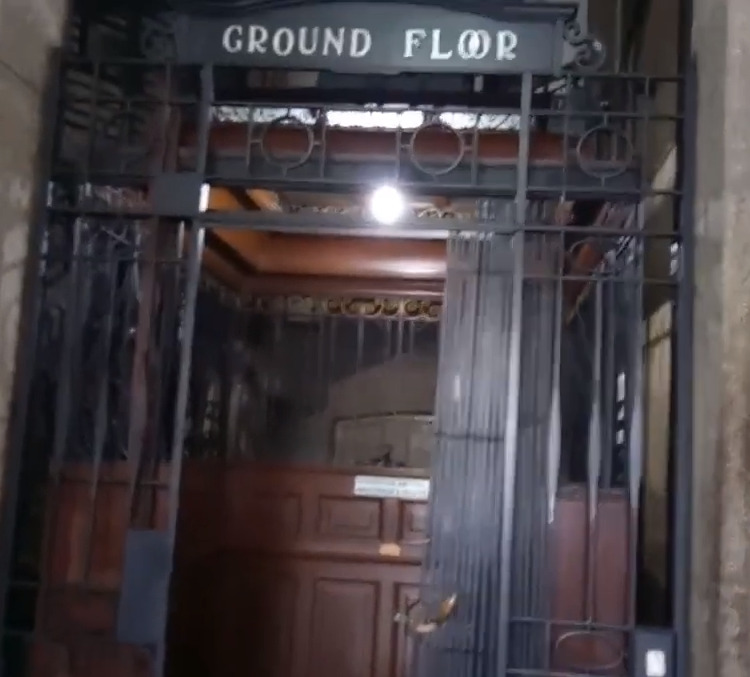 Keunikan Gedung Lonsum Medan, Punya Lift Tertua dan Masih Bertahan - Kwikku