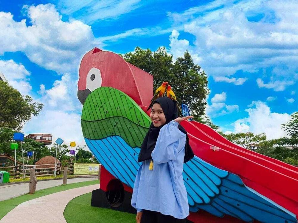 Serunya BOXIES 123 Mall, Bisa Belanja Sambil Bercengkrama dengan Satwa ...