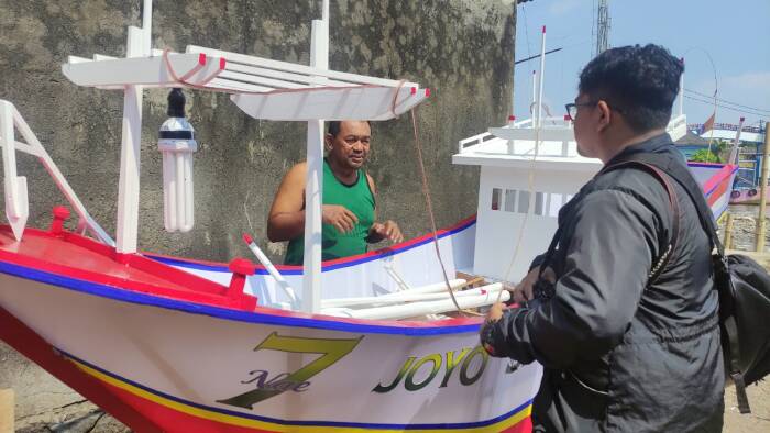 Filosofi Perahu Sesaji Larungan Kepala Kerbau, Tempat Persembahan saat ...