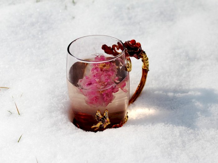 Ini 5 Manfaat Mengonsumsi Teh Mawar untuk Kesehatan Tubuh - Kwikku